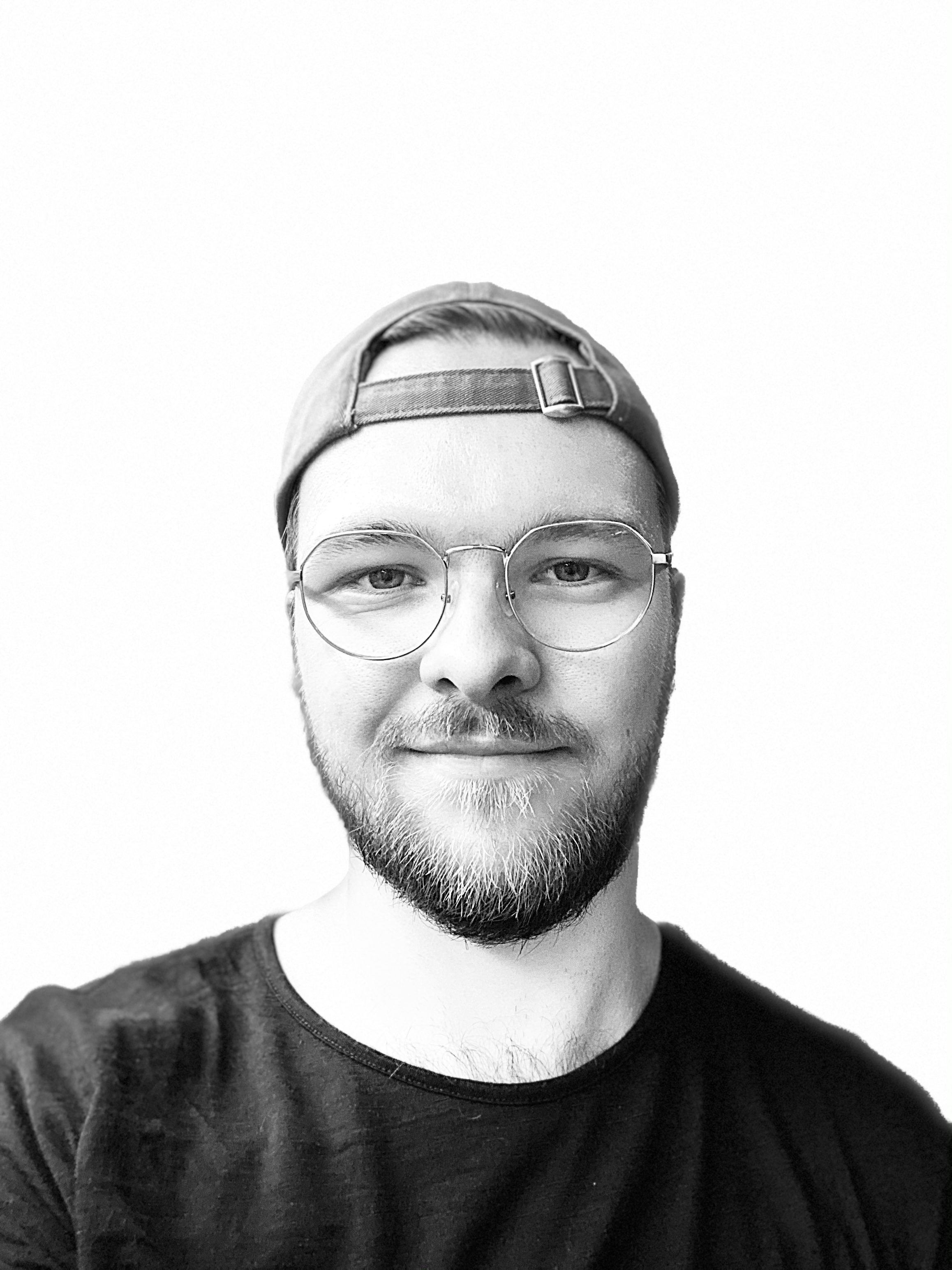 Kyle Smith - Artist on PortraitMode - Share Your Street Photography