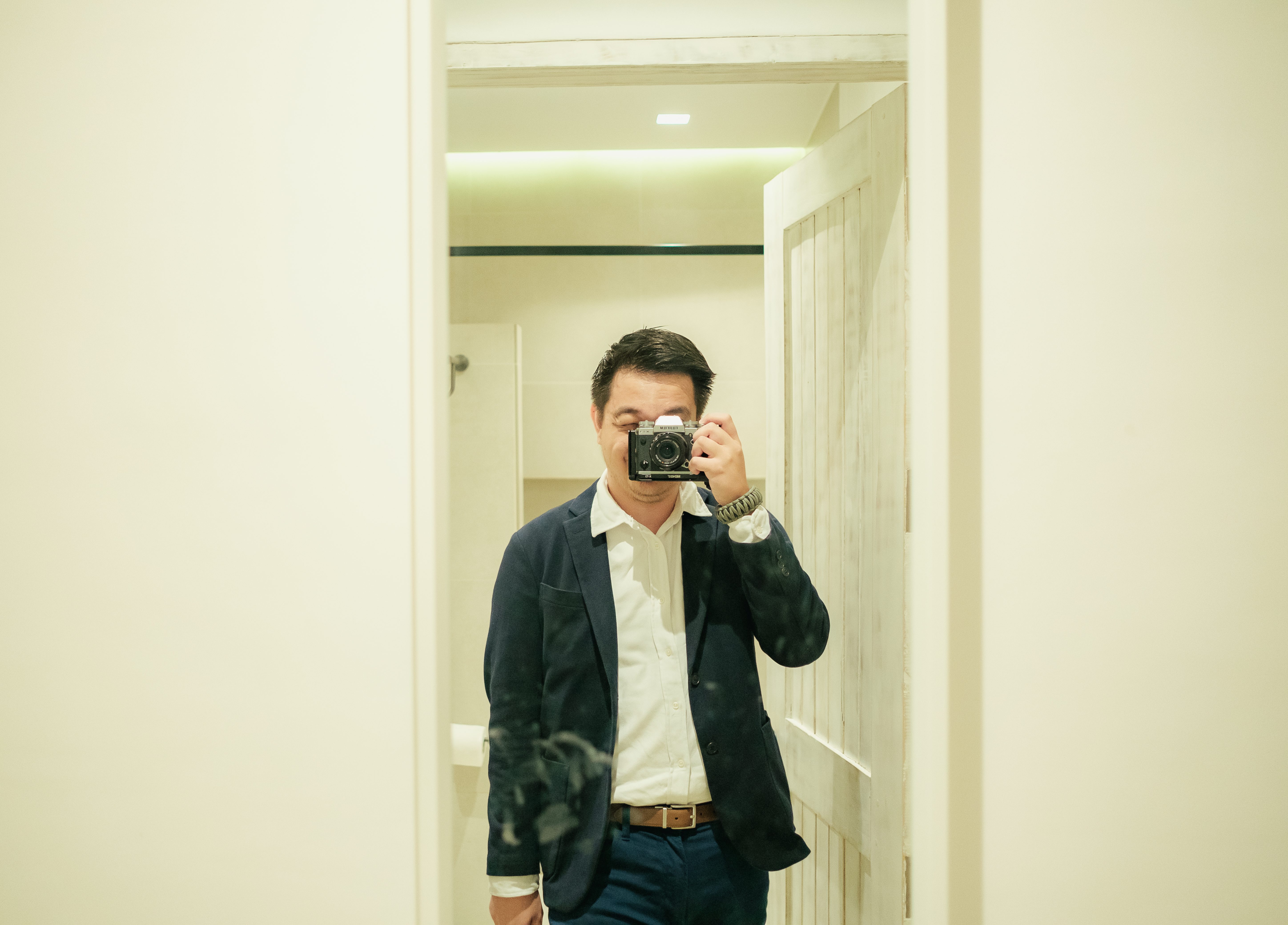 Benj Medina III - Artist on PortraitMode - Share Your Street Photography