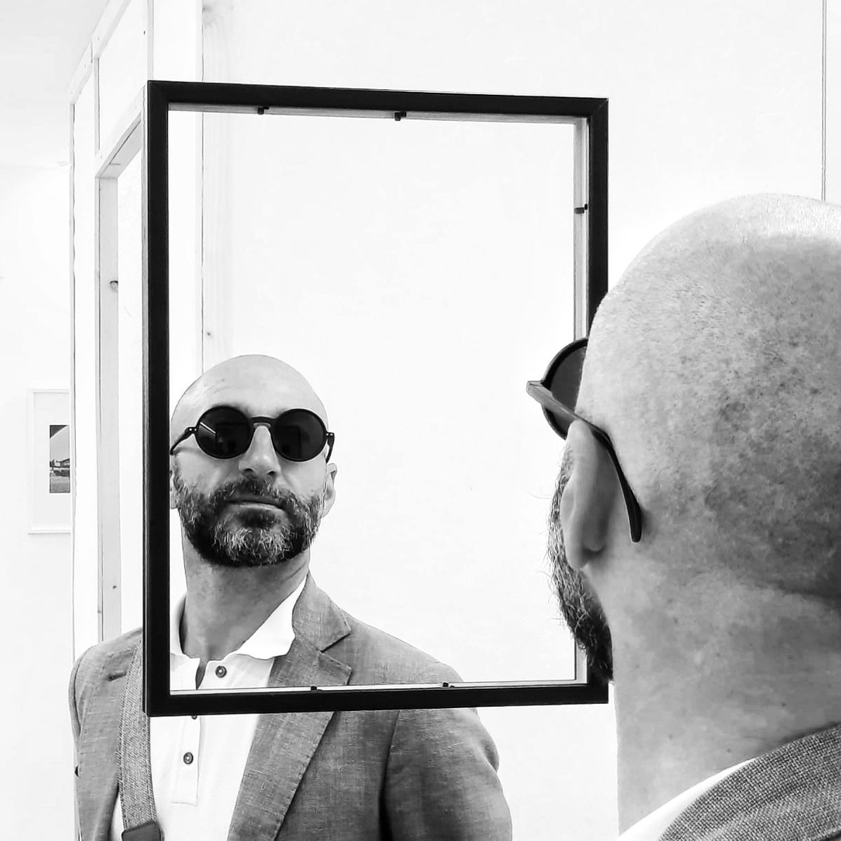 Fabio Giorlando - Artist on PortraitMode - Share Your Street Photography