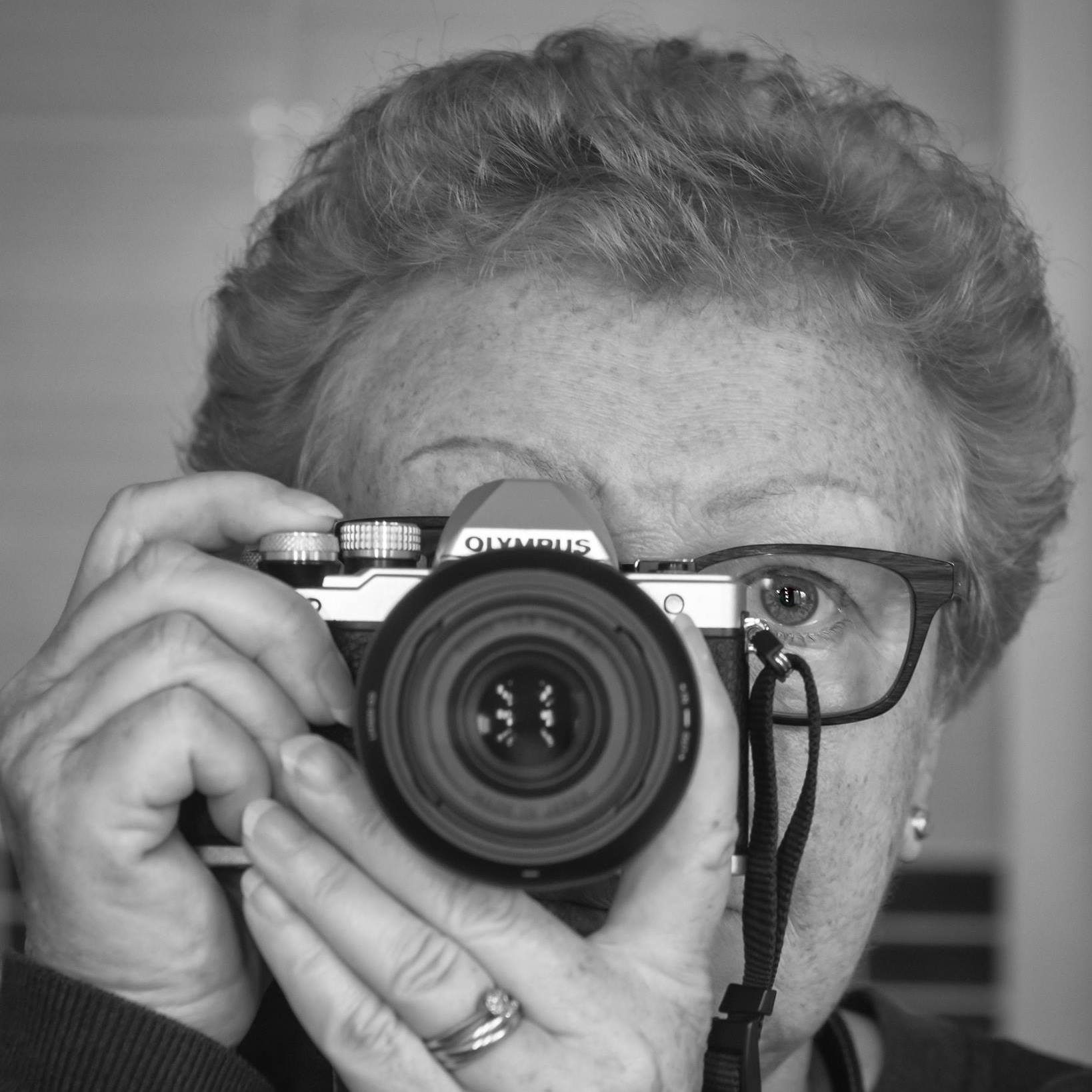 Jan Murphy - Artist on PortraitMode - Share Your Street Photography