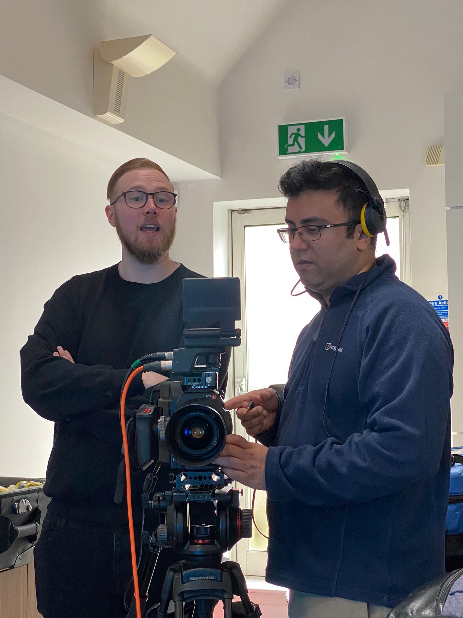 Jonathan Laws - Artist on PortraitMode - Share Your Street Photography