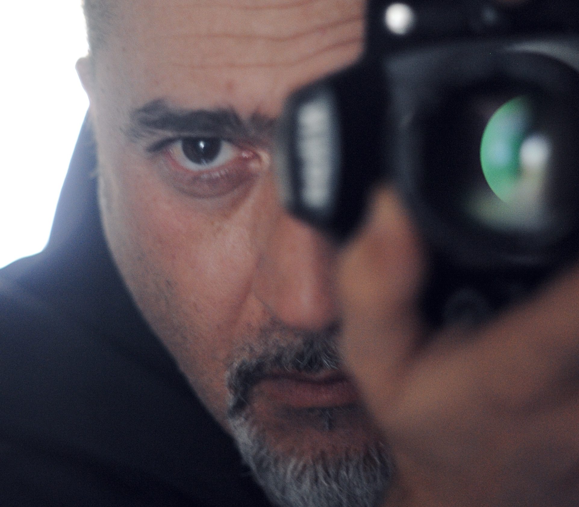 Paul Stickman - Artist on PortraitMode - Share Your Street Photography