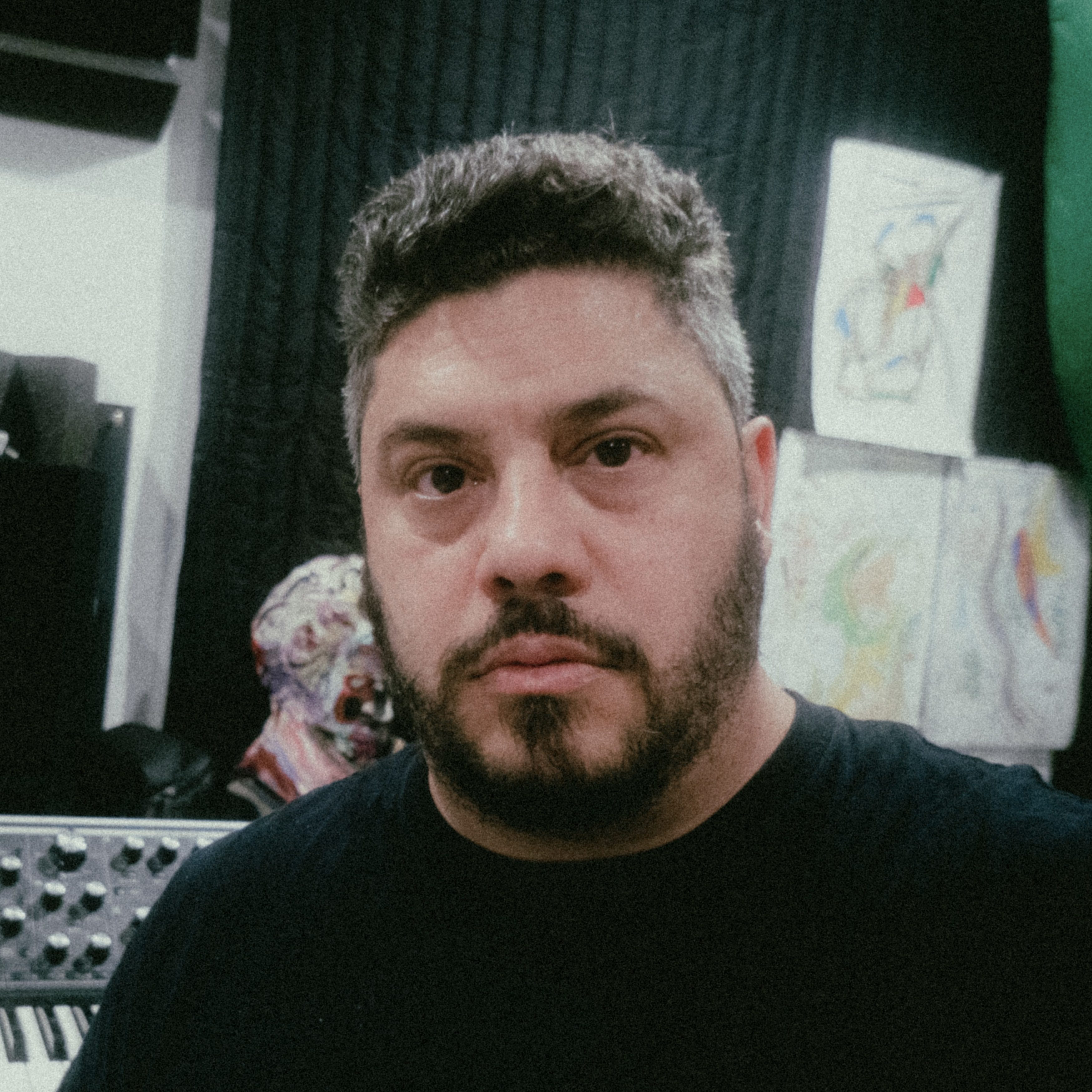 Rodrigo Palacios - Artist on PortraitMode - Share Your Street Photography